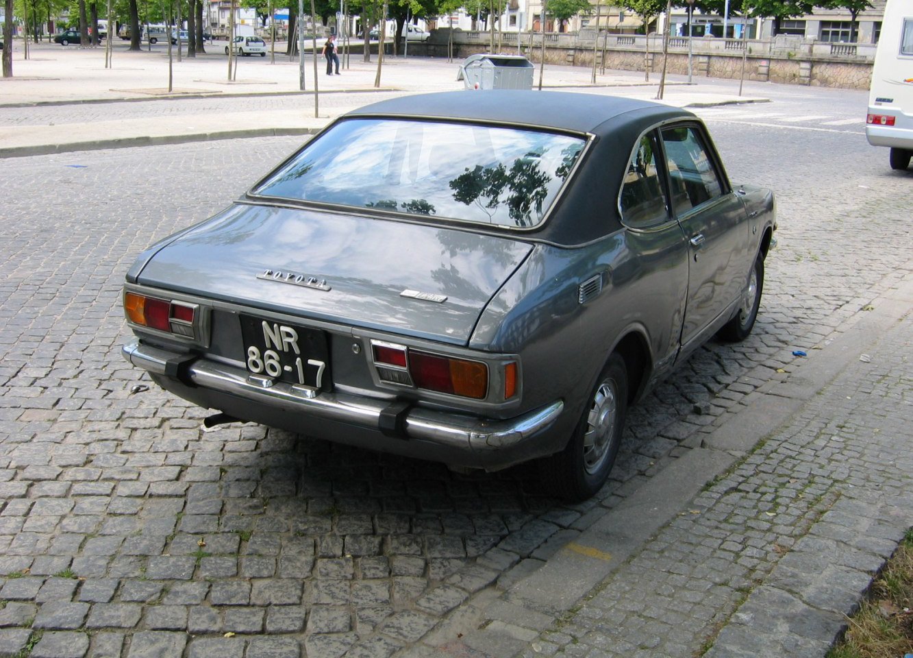 Toyota Corolla II Coupe (E20) 1200 (68 Hp) Automatic